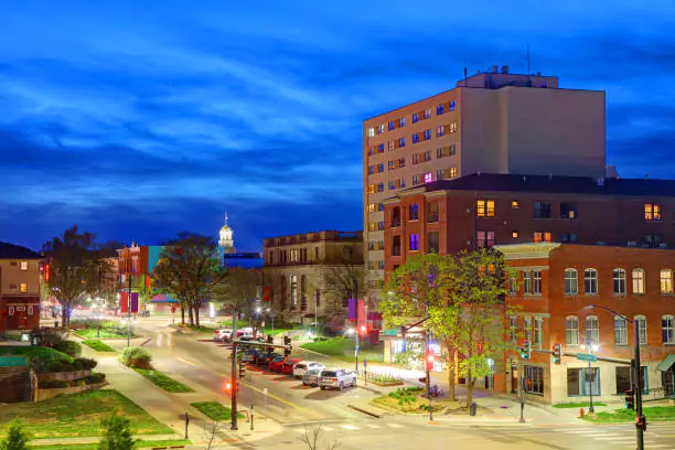 Iowa City, Iowa - Hotels, Things to do & Attractions