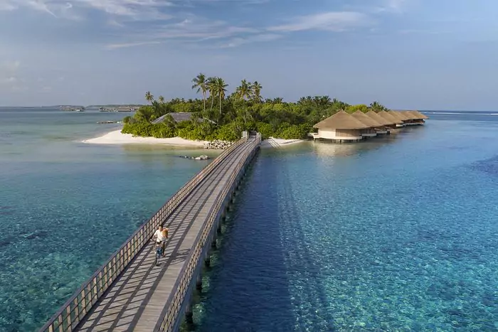 Dhigurah Island, Maldives - Attractions & Accommodation